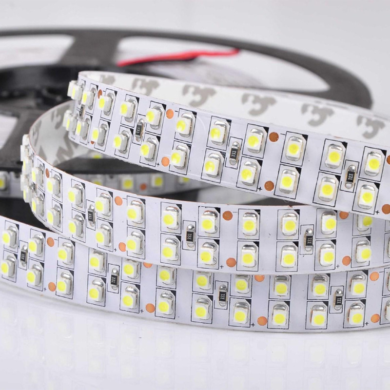 Led strip with strong lighting 240 leds / m 4000 Lumens / m not waterproof