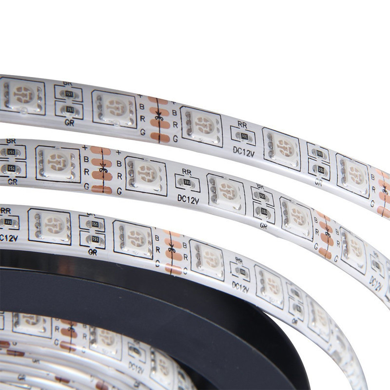 Ruban led multicolore RGB 60 leds/m 720 Lumens/m étanche